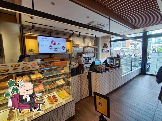 Mako Cake & Bakery, East Jakarta - Restaurant menu, prices and reviews