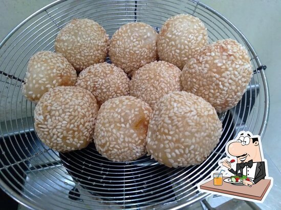Menu at Roti & Kue Kusuma, Balecatur, 68G4+75R