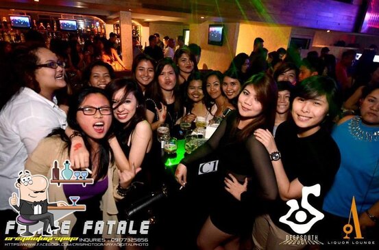 Pub y bar Amber Ultra Lounge, Taguig - Carta del restaurante y opiniones