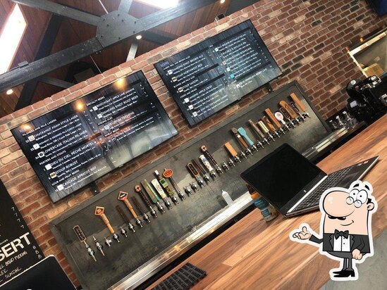 Menu at Tapped Mukilteo pub & bar, Mukilteo