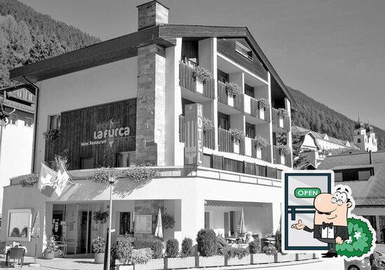 Menu da La Furca, Disentis/Mustér, Via dalla Staziun 1