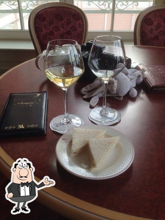 Castle Club Lounge, Chessy - Restaurant menu, prices and reviews