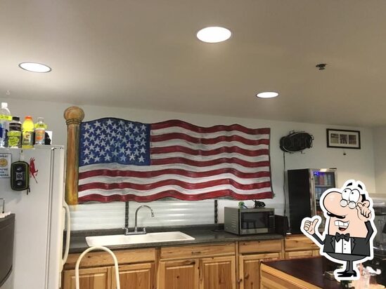 Red, White & Brew, Anchorage - Restaurant menu, prices and reviews