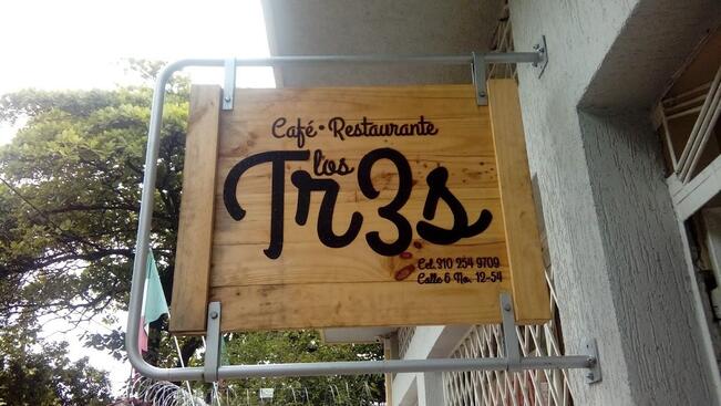 Menu at Los Tres restaurant, Neiva