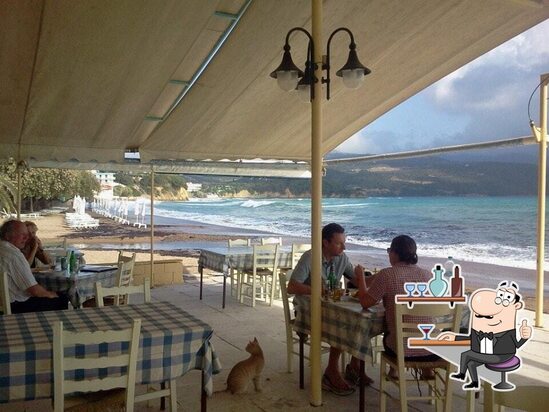 Restaurant To Karavi, Foinikounta - Restaurant menu, prices and reviews