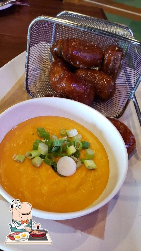 Mountain Pass Sports Bar, Aurora - Carta del restaurante y opiniones
