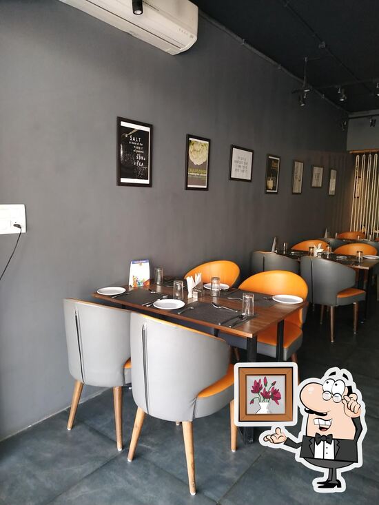 Unique Eats Restro Cafe, Ahmedabad - Restaurant menu, prices and reviews