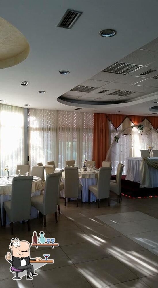 Menu at Guri i Zi restaurant, Serbia
