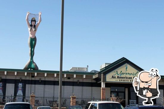 Menu at Mermaid pub & bar, Mounds View, Highway 10