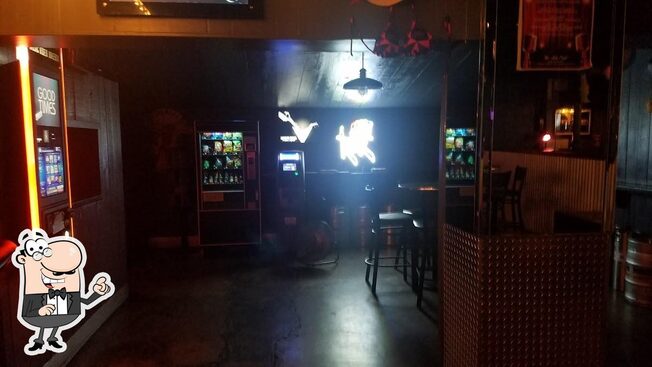Alibi East & Back Alley Bar, Pomona - Restaurant menu, prices and reviews