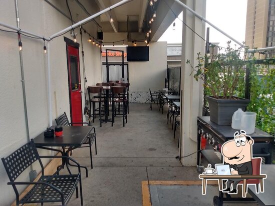 Highline Lounge, Denver - Restaurant menu, prices and reviews