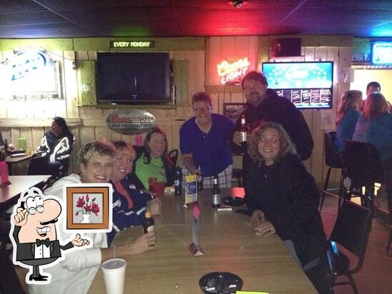 Menu at Zippers pub & bar, Knightstown