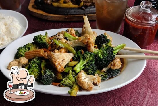 My Little Saigon Restaurant, Whitecourt - Menu du restaurant et ...