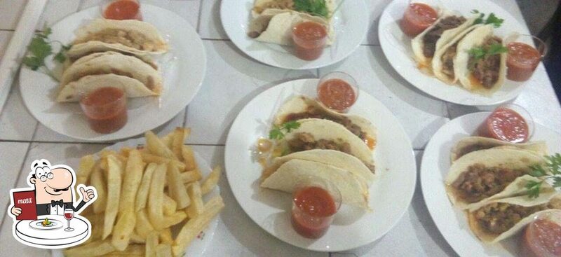 Los Simpsons-Buffet pub & bar, Machagai