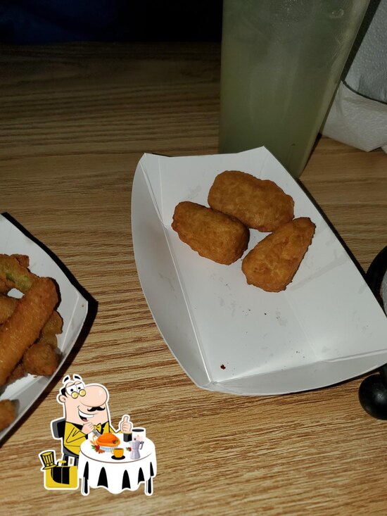 Geo's Wings & More in Belleville - Restaurant menu and reviews