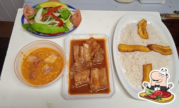 El Tropical Cafe Bar in León - Restaurant reviews