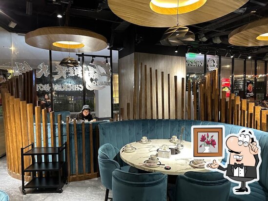 Yeego Chicken Hot Pot, Makati - Restaurant menu, prices and reviews