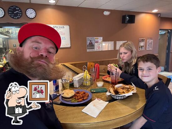 Sidekicks Bar & Grill, De Pere - Restaurant menu, prices and reviews
