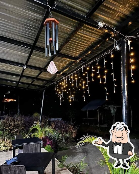 Roadside Cafe, Calatrava - Restaurant menu, prices and reviews