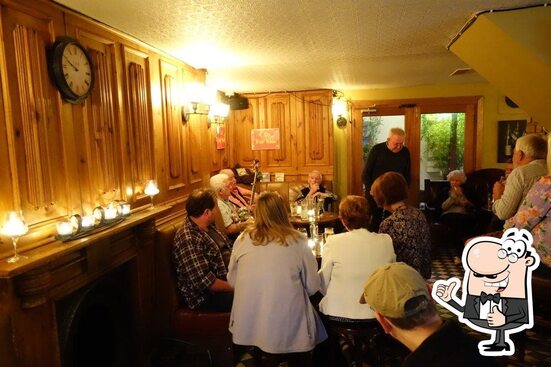Menu at Dalton's Bar and Accommodation Kinsale, Kinsale