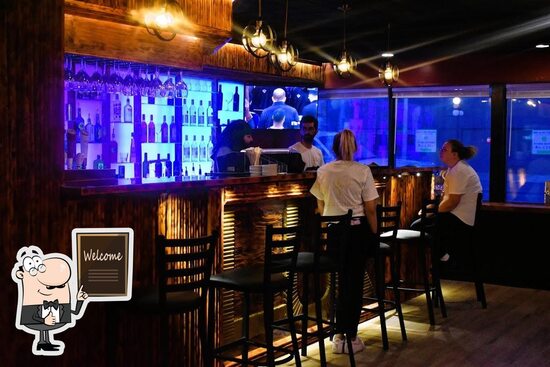 Menu at Golden Lux Bar and Restaurant, Moose Jaw