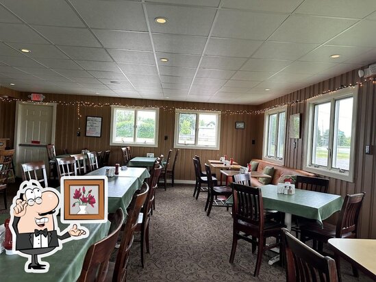 Bridgeview Tavern, Grand Island - Restaurant menu, prices and reviews