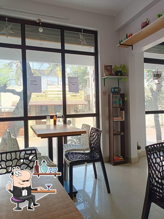 Varna Cafe, Chennai - Restaurant reviews