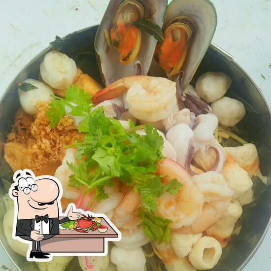 กบ-เพชร โต๊ะจีน, Bua Yai - Restaurant menu, prices and reviews