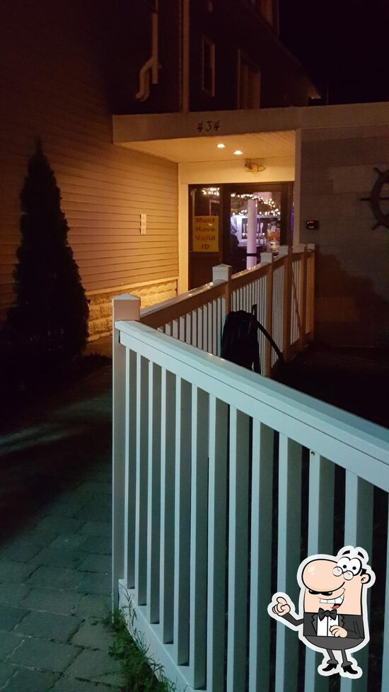 Ship 'N Shore Bar in Wildwood - Restaurant menu and reviews
