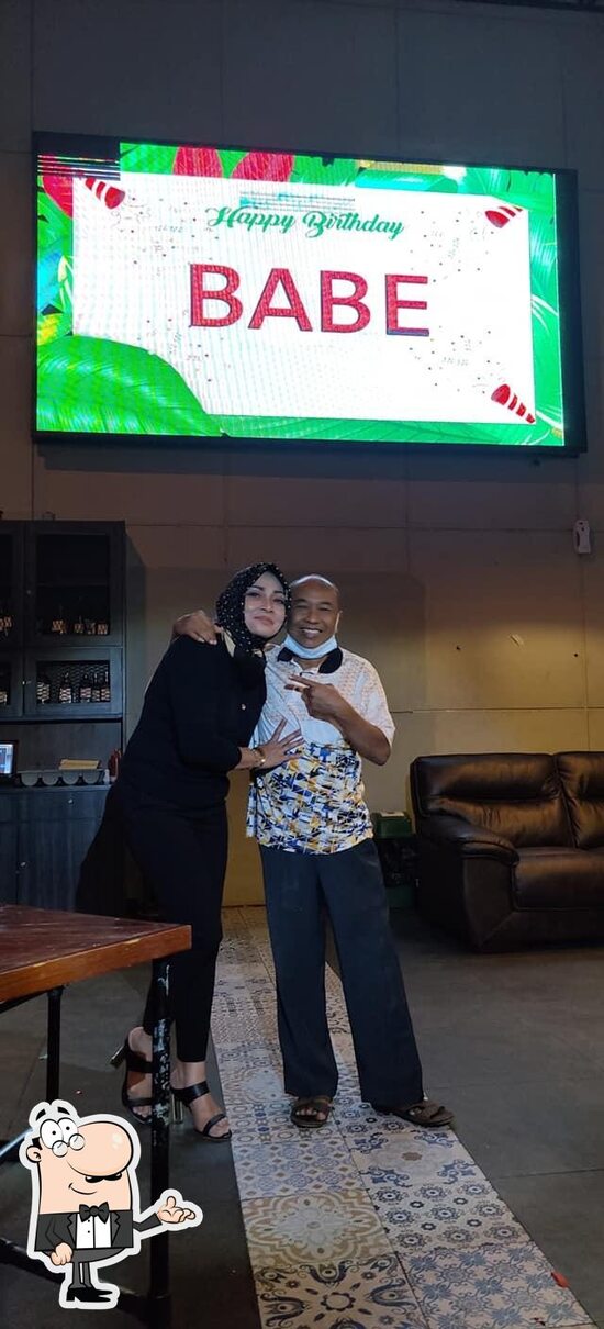SECOND HAND KITCHEN & BAR, Surabaya - Restaurant menu, prices and reviews
