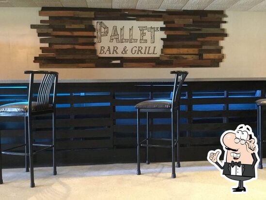 Menu at Pallet Bar & Grill, Texas City