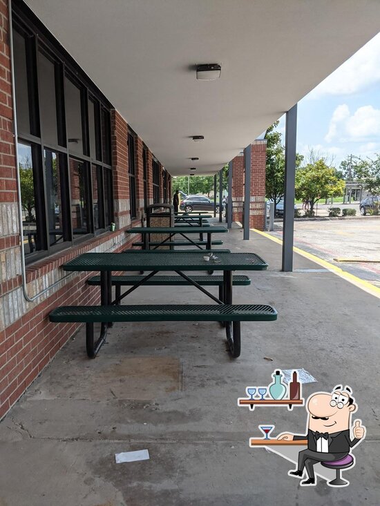 Veegos - Blodgett Food Hall, Houston - Restaurant menu, prices and reviews