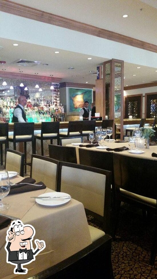 Alberto's on Fifth - Fine Italian Restaurant in Naples - Restaurant ...
