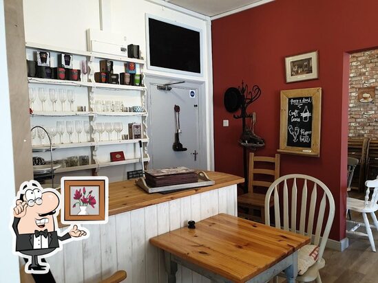 Menu at Cloisters cafe, Wimborne Minster