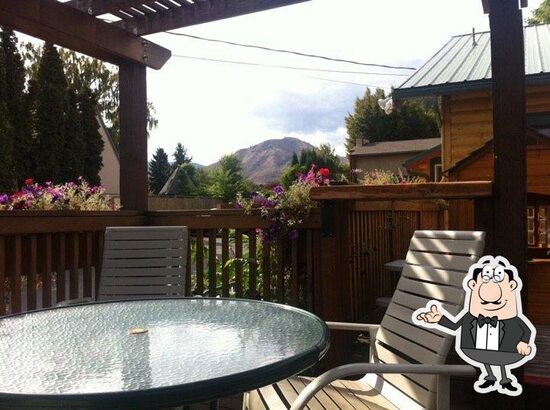 Coffee Cabin, Wenatchee - Restaurant menu, prices and reviews