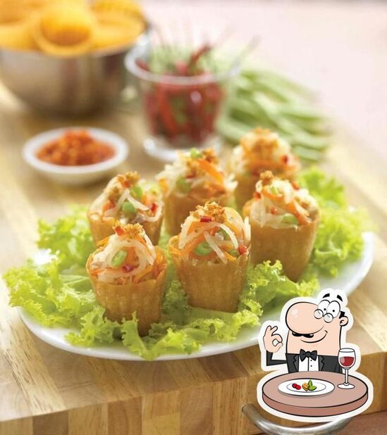 Menu at Chicken rice restaurant, Manila, HX3Q+35G