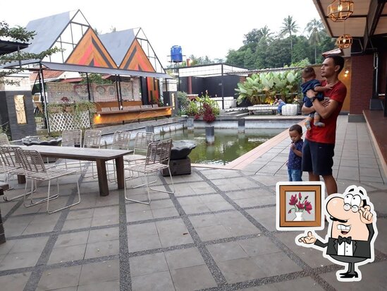 CAFFEINHUNTER RAJANYA KOPI cafe, Bandorasa Wetan - Restaurant reviews