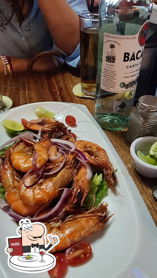 Menu at Mariscos La Bichi restaurant, Manzanillo