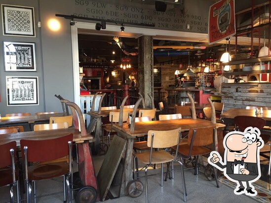 Jolly Postie in Royston - Restaurant menu and reviews
