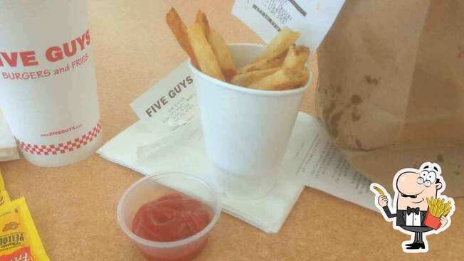 Five Guys Burgers & Fries in Ashburn - Restaurant reviews