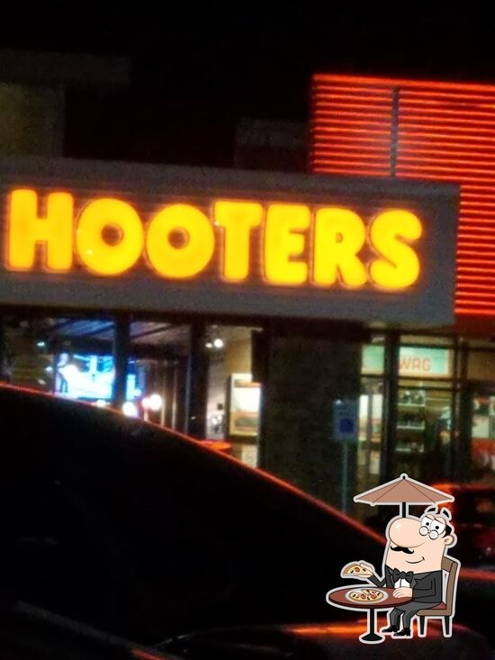 Hooters, Portage - Restaurant menu, prices and reviews