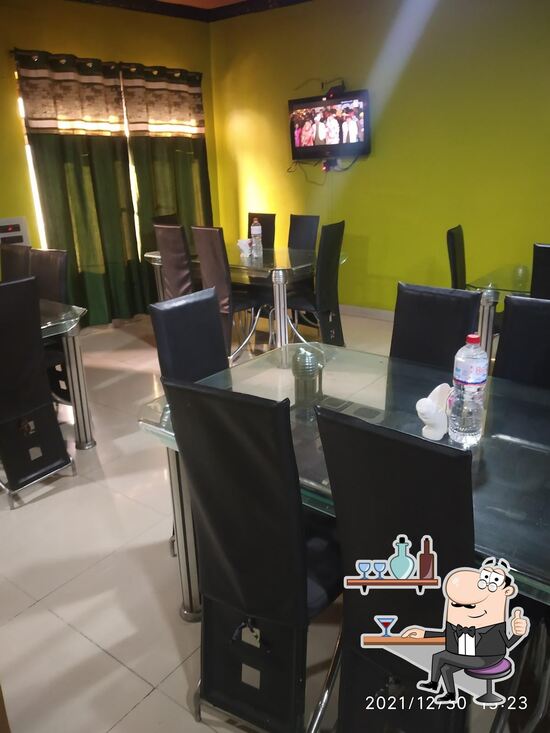 Kings Palace Hotal and Fast Food - Restaurant menu, prices and reviews