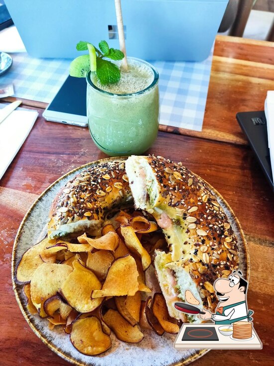 Menu at Healthy QB restaurant, Lisbon