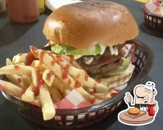Menu at Munch Burgers restaurant, Monterrey
