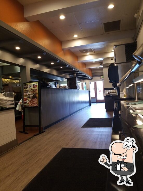 Round Table Pizza, Hayward, Hayward - Restaurant menu, prices and reviews
