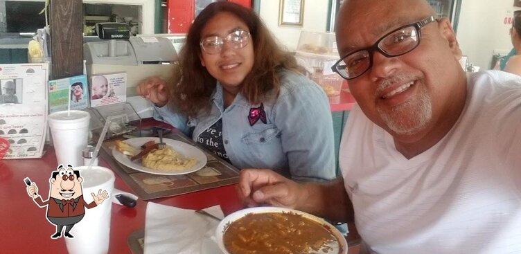 La Primera Parada Restaurant in Miami - Restaurant reviews