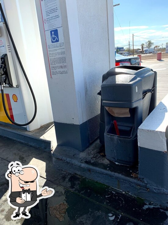 Menu at Shell, El Centro