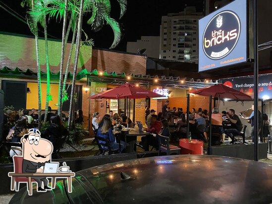 The Bricks pub & bar, Campos - Restaurant reviews