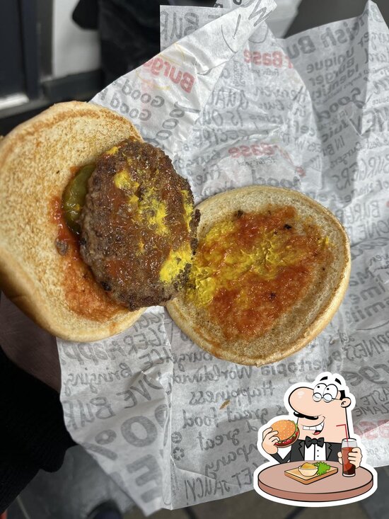 Burger Base in Luton - Restaurant reviews