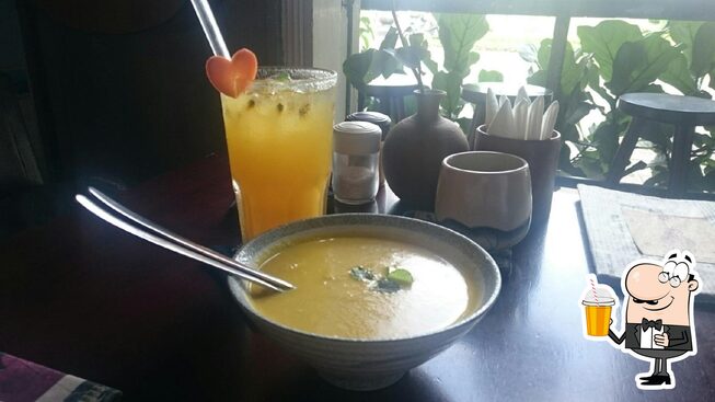 Tree Hugger Cafe, Đồng Hới - Restaurant reviews